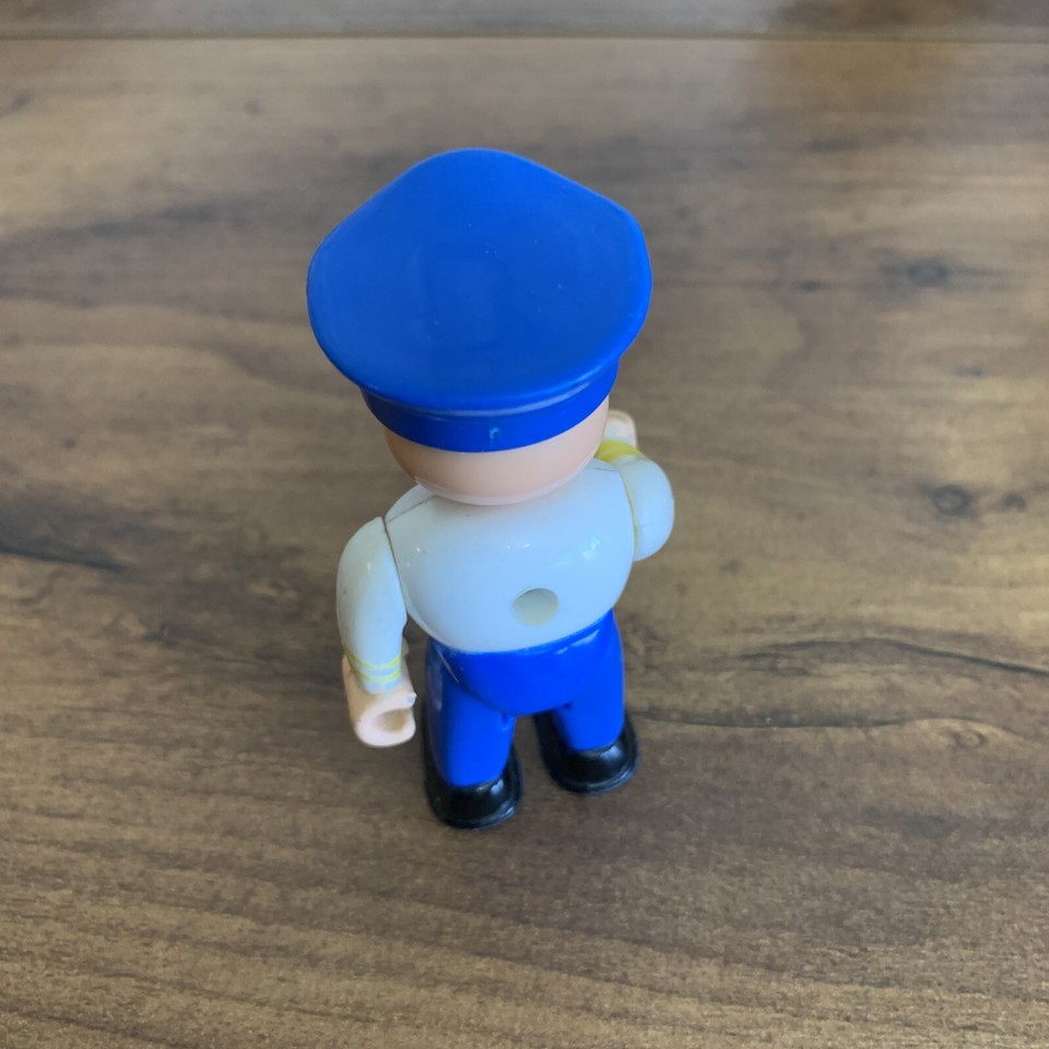 TOYS R US kids toddler toy AIRLINE PILOT ACTION FIGURE AIRPLANE PILOT ...