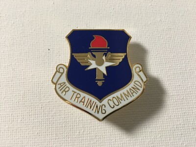 USAF AIR TRAINING COMMAND BERET PIN MEASURES 1 1/2 INCHES | eBay