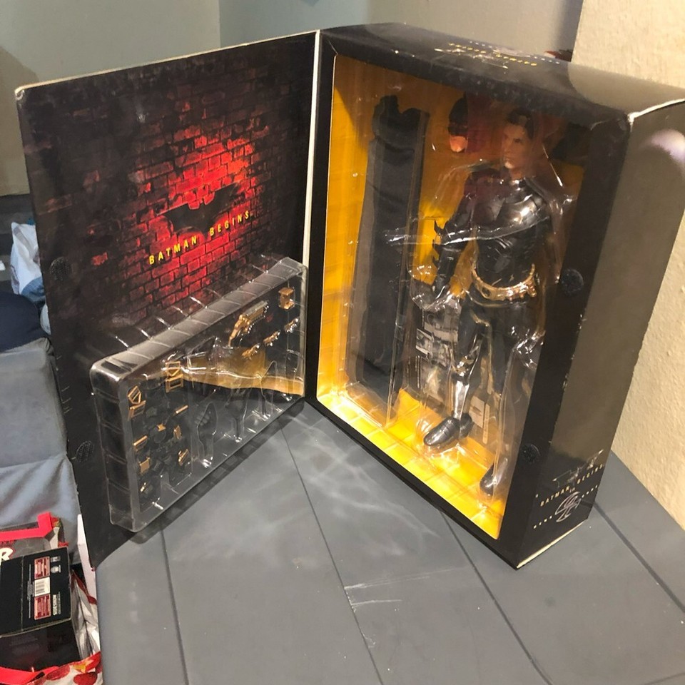 (Takara, 2006) BATMAN BEGINS 12" Action Figure GENX CORE - Japan Import ...