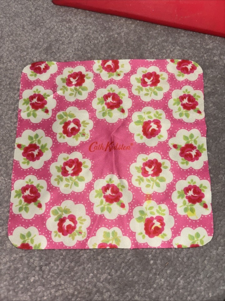 Cath Kidston red triangle glasses / sunglasses case & cloth | eBay UK
