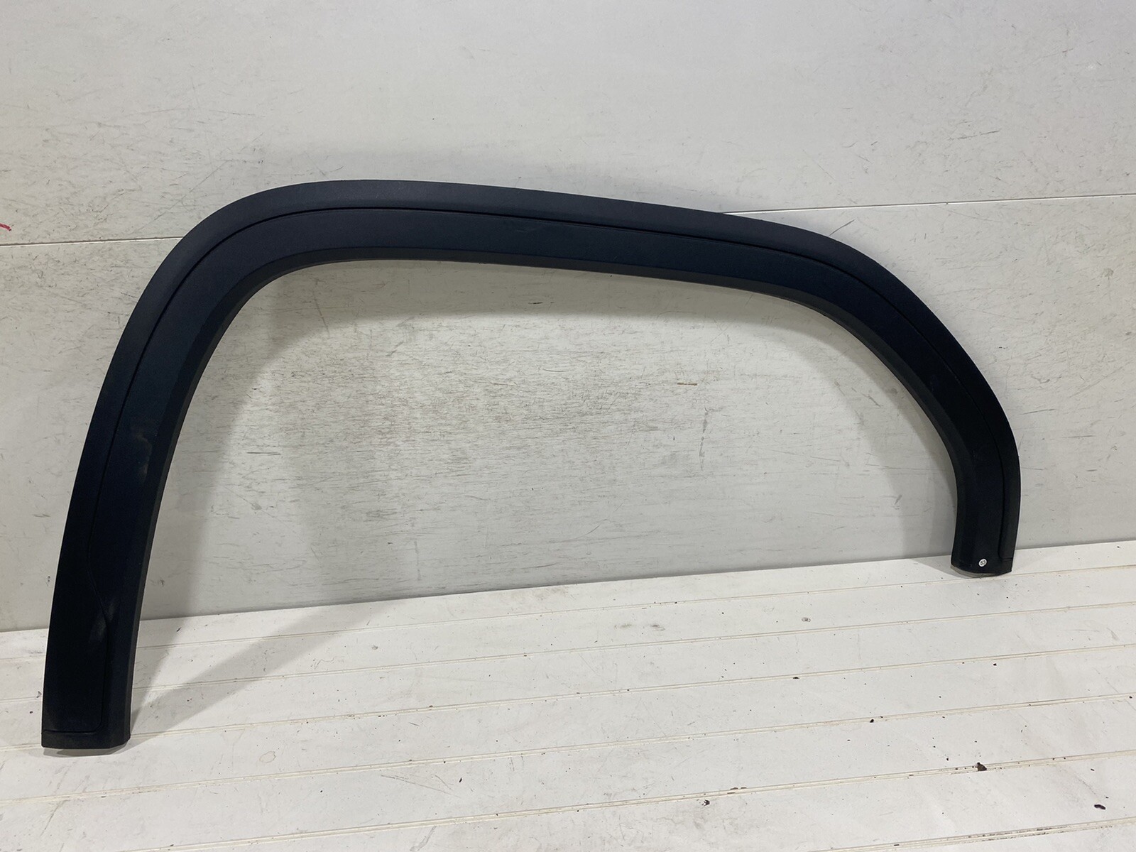 2019 2020 2021 GMC Sierra 1500 OEM Front RH Fender Flare Wheel Molding ...