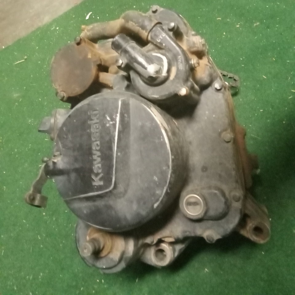 87-05 KAWASAKI KLR250 KLR 250 ENGINE BOTTOM END TRANSMISSION CASES ...