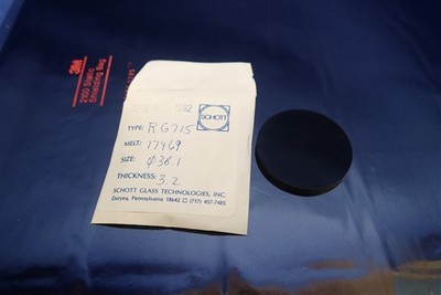 SCHOTT GLASS RG715 38.1 X 3.2 FILTER NEW OLD STOCK NOS UNUSED | eBay