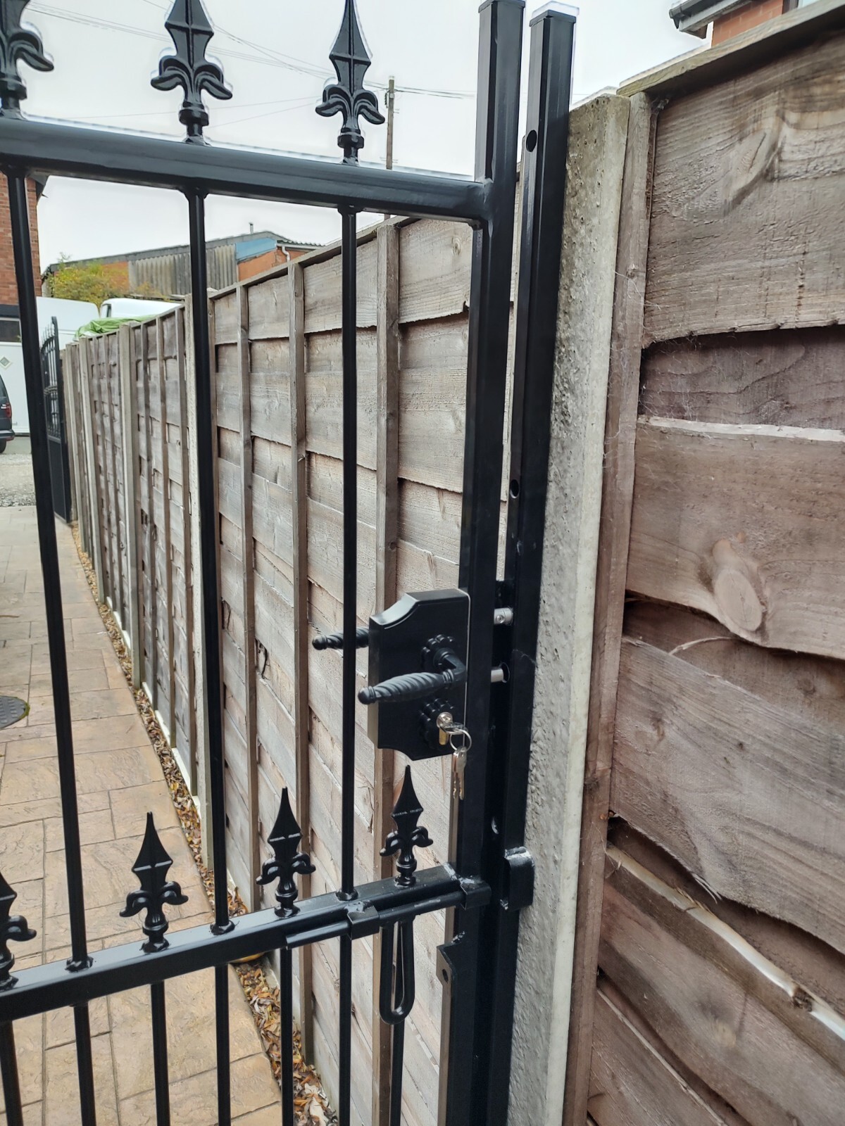 SIDE GATE, PEDESTRIAN GATE, METAL GATE WITH LOCINOX KEY LOCK AND SLIDE ...