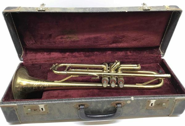 Andre Bardot Czech trumpet with case & MP, Good Condition ...