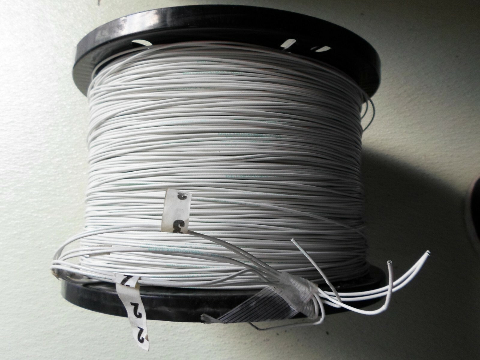 RAYCHEM BMS 13-48T Type: 27 Class: 1 AWG: 20 P/N:55pc2211-20-9-9cs2970 ...