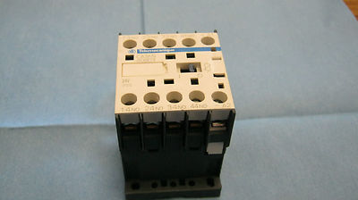 Télémécanique Modell: Ca3kn40bd3 Steuerrelais, 24v