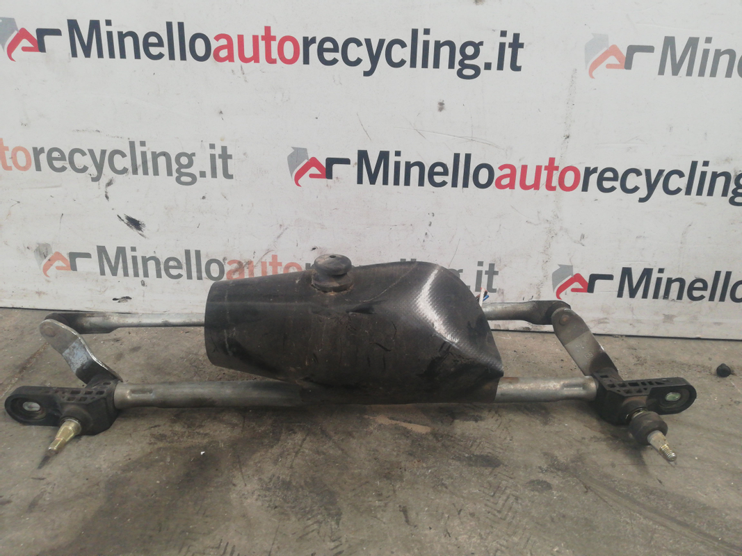 moteur essuie-glace av pour FIAT 46804522 PANDA (2Q) 1.3MJT (4 2003 ...