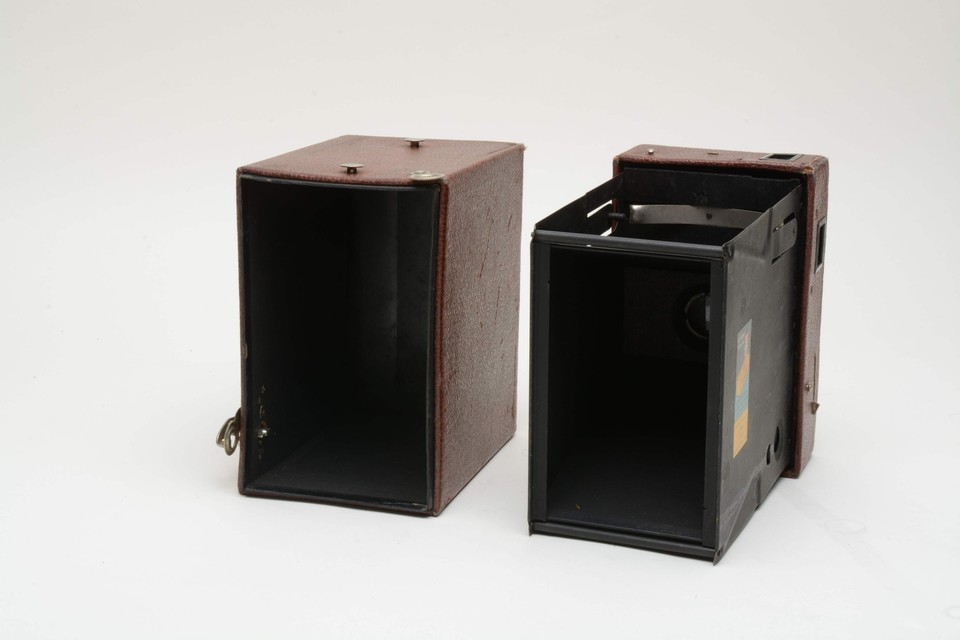 Kodak Rainbow Hawk-Eye Box Camera (A3L) No 2A Model B 116 Film Red ...