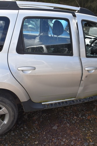 2014 DACIA DUSTER DRIVERS SIDE REAR RIGHT DOOR - SILVER | eBay UK