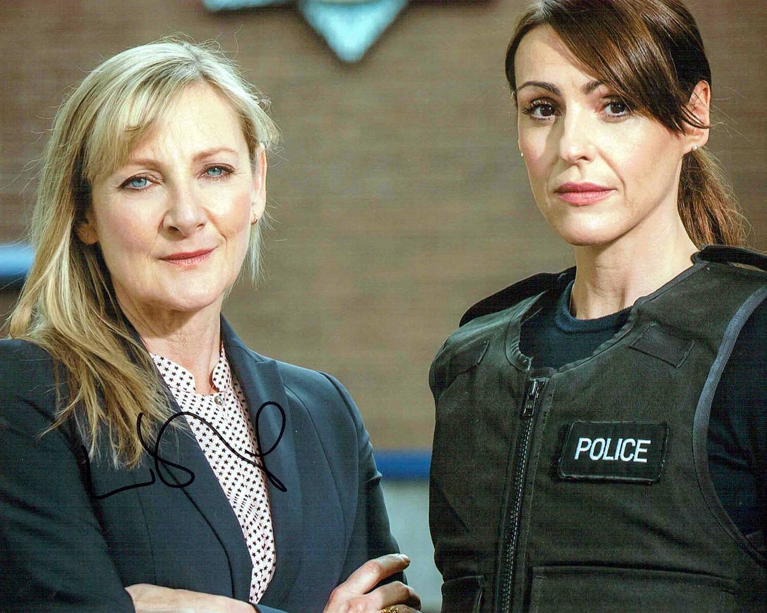 Lesley SHARP SIGNED Autograph 10x8 Photo 3 + Dealer COA Scott & Bailey ...