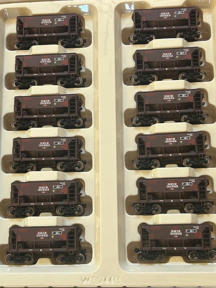 DULUTH MISSABE & IRON RANGE " DM&IR " IRON ORE HOPPER 12 pack HO SCALE ...