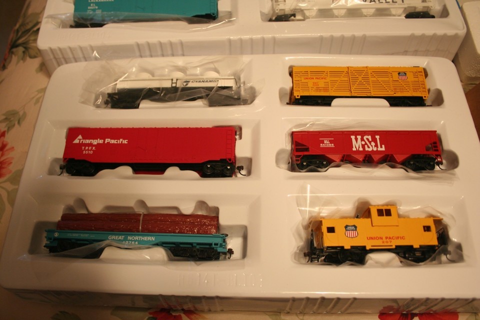 Bachmann HO Scale Union Pacific Overland 4-8-4 #806 Steam Locomotive ...