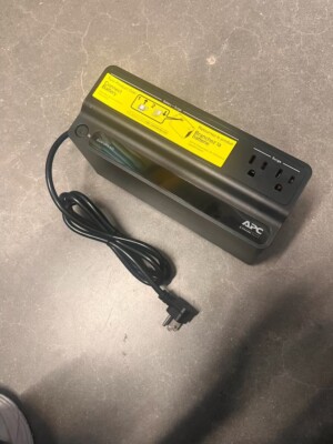 APC BE425M 6 Outlets 425VA 120V 180J Battery Back-UPS and Surge ...