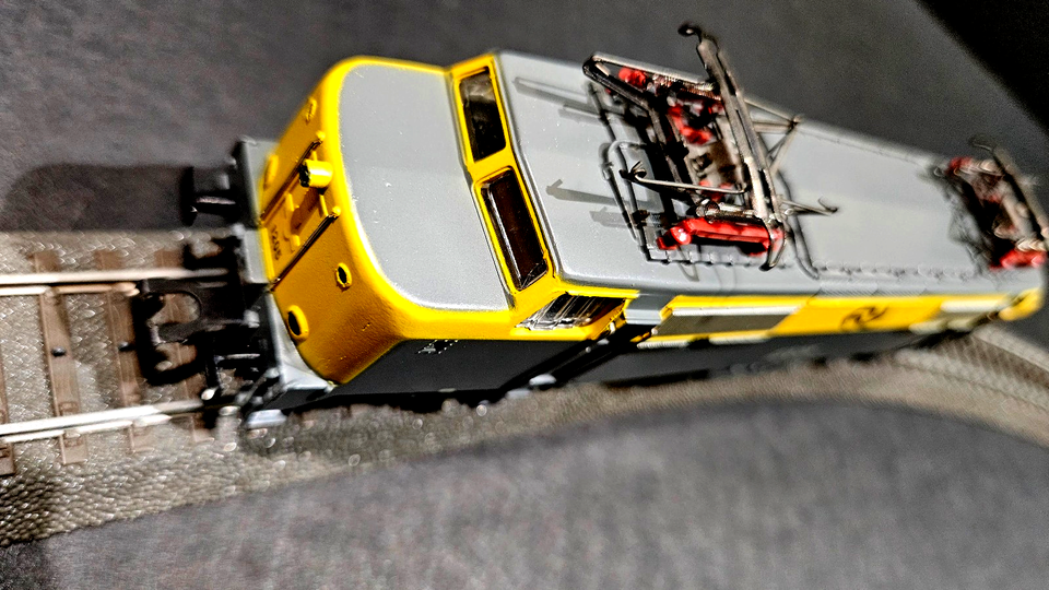Marklin 3055 HO Netherland Locomotive 3 Rail AC system | eBay