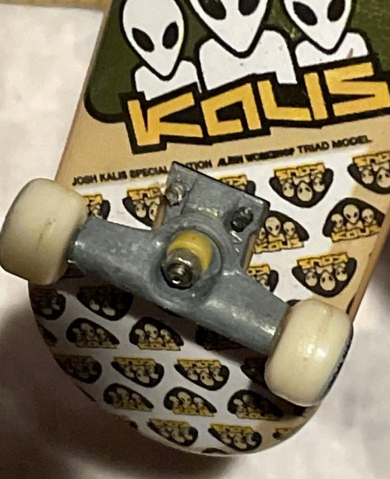 Rare Tech Deck ALIEN WORKSHOP Josh Kalis 3.75" Fingerboard SPECIAL ...
