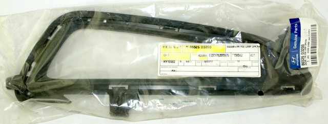 86526D3200 Hyundai OEM 16-18 Tucson Front Bumper Trim Right Fog Light ...