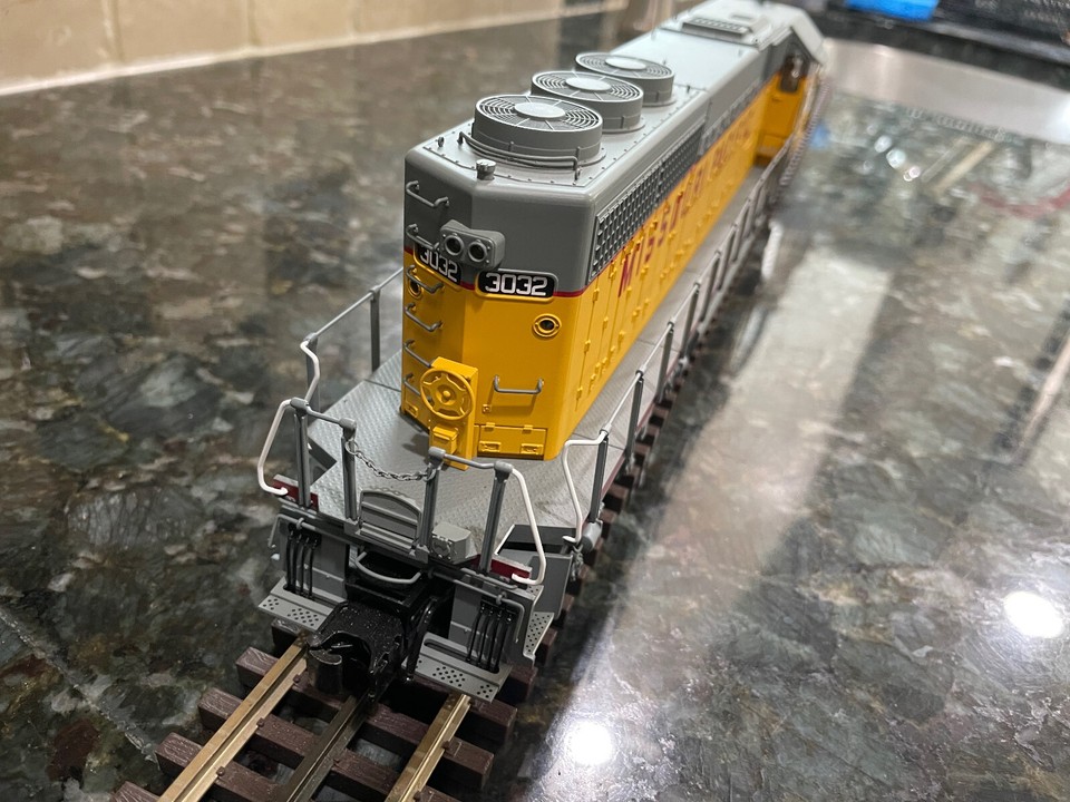 Atlas O Missouri Pacific MP SD-40 #3032 Non-powered -Used 1566-1 | eBay