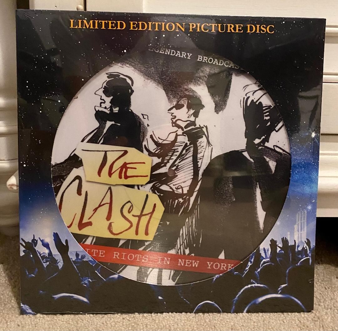 The CLASH WHITE RIOTS IN NEW YORK Number Edition 242/500 PICTURE DISC ...