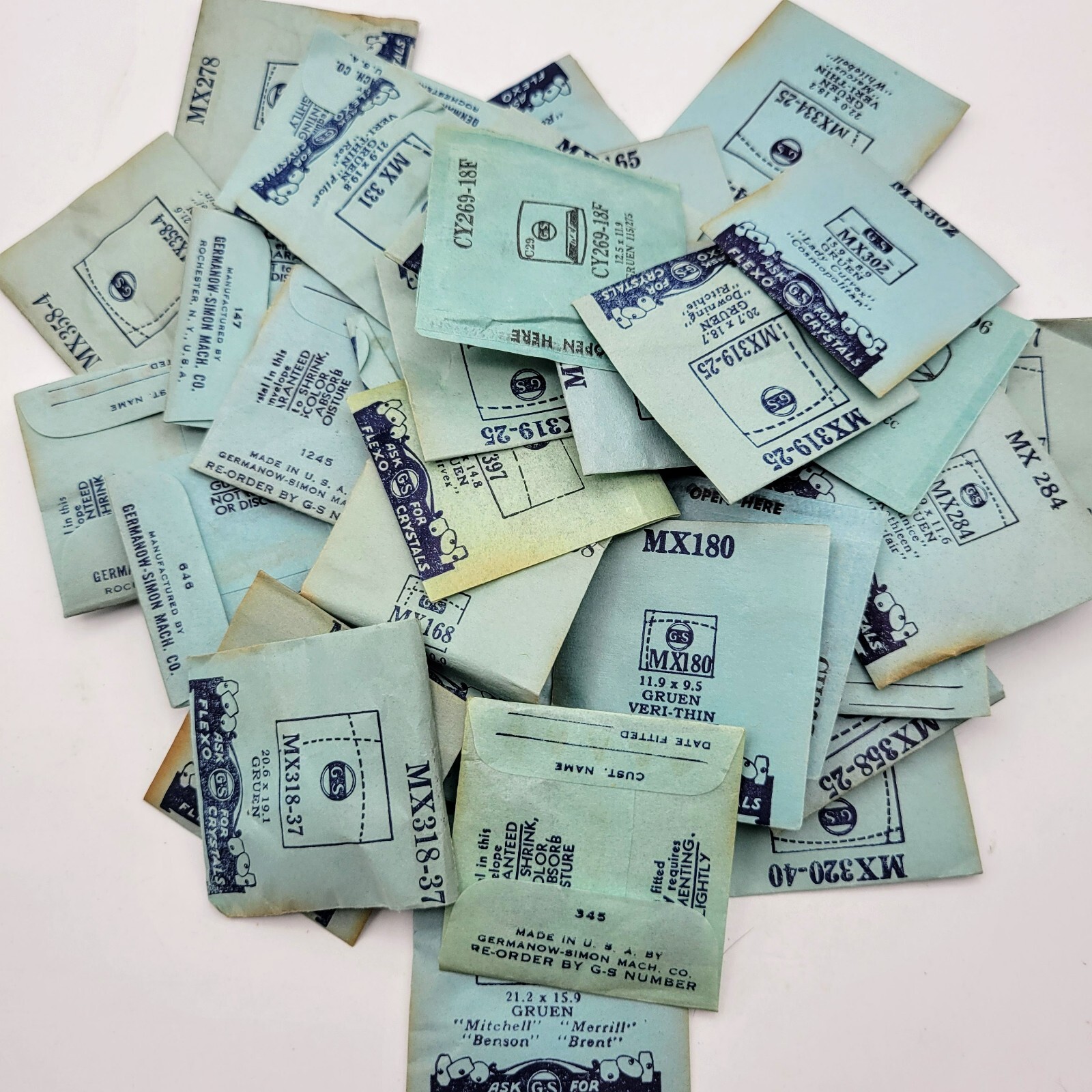 Lot of 35 G.S. Flexo Watch Crystal for Gruen Watch Maker NOS Various ...