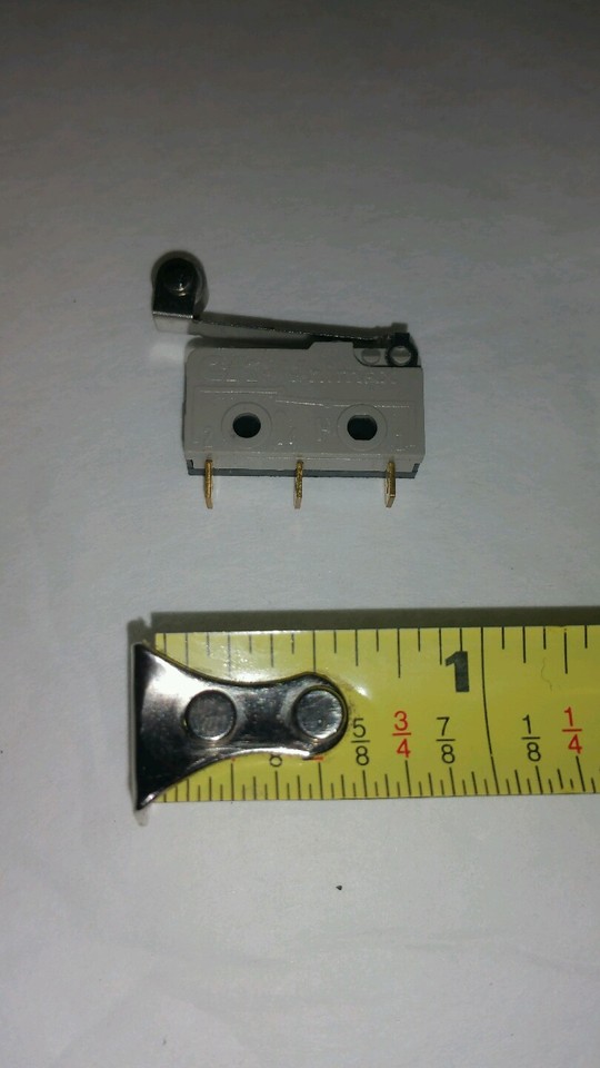 C&K Unimax Limit Roller Micro Switch 5047 New 250V LCGGXIAIOEC 9732 | eBay
