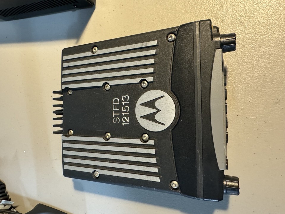 Motorola XTL5000 700 800 MHz 1000 Channel Mobile Dash Two Way Radio P25 ...