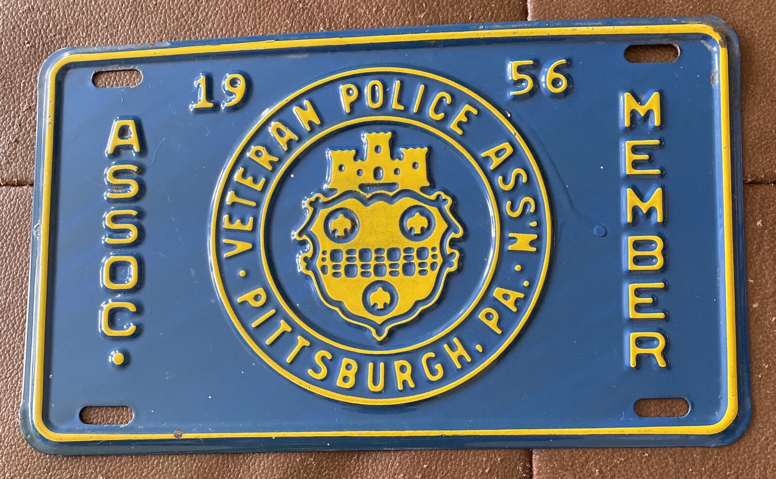 Pittsburgh PA 1956 VETERAN POLICE ASSOCIATION MEMBER BOOSTER License ...