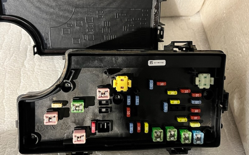 Jeep Compass Fuse Box 2018 Jeep Compass Fusebox Fuse Box Panel Relay