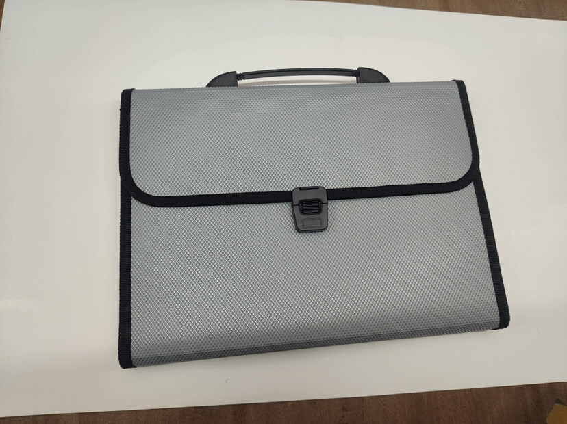 A4 Expanding File 13 Pocket Document Organiser Paper Storage Wallet ...