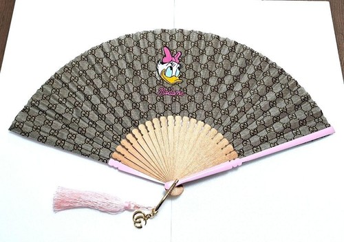 Gucci × Disney Daisy Duck Fans Folding Fan Sensu New | eBay
