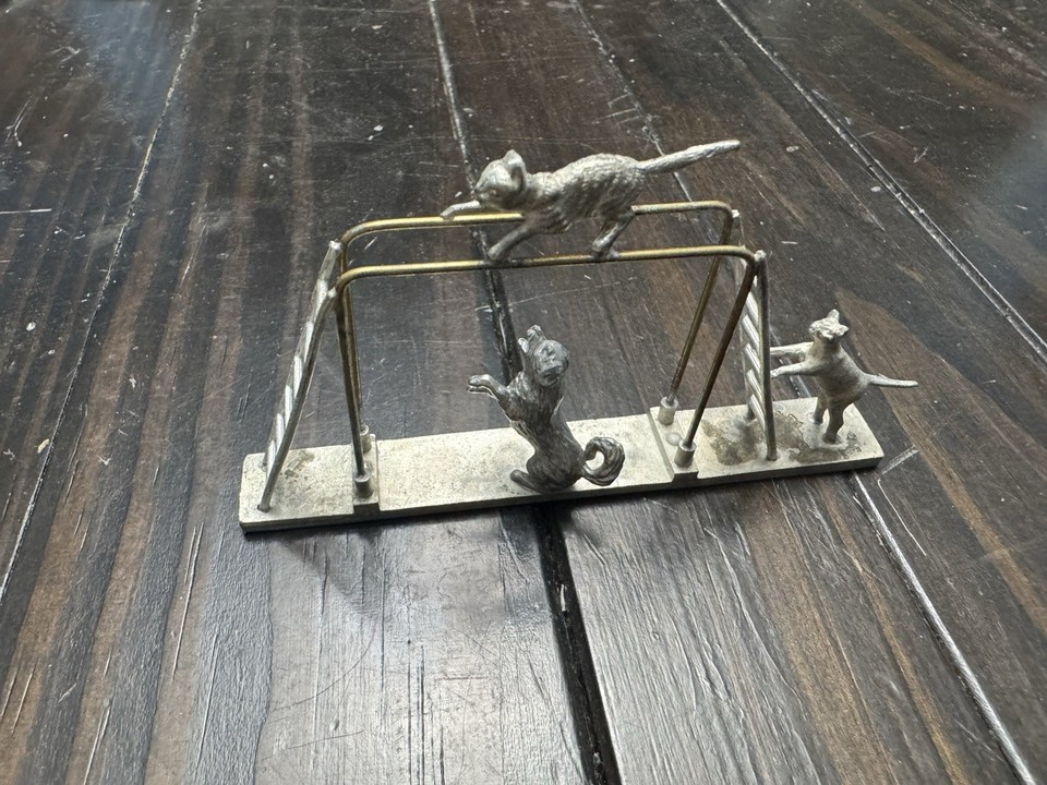 Lot 101 G Or O Scale model Cast Metal Toy Train cat Trapeze Animal ...