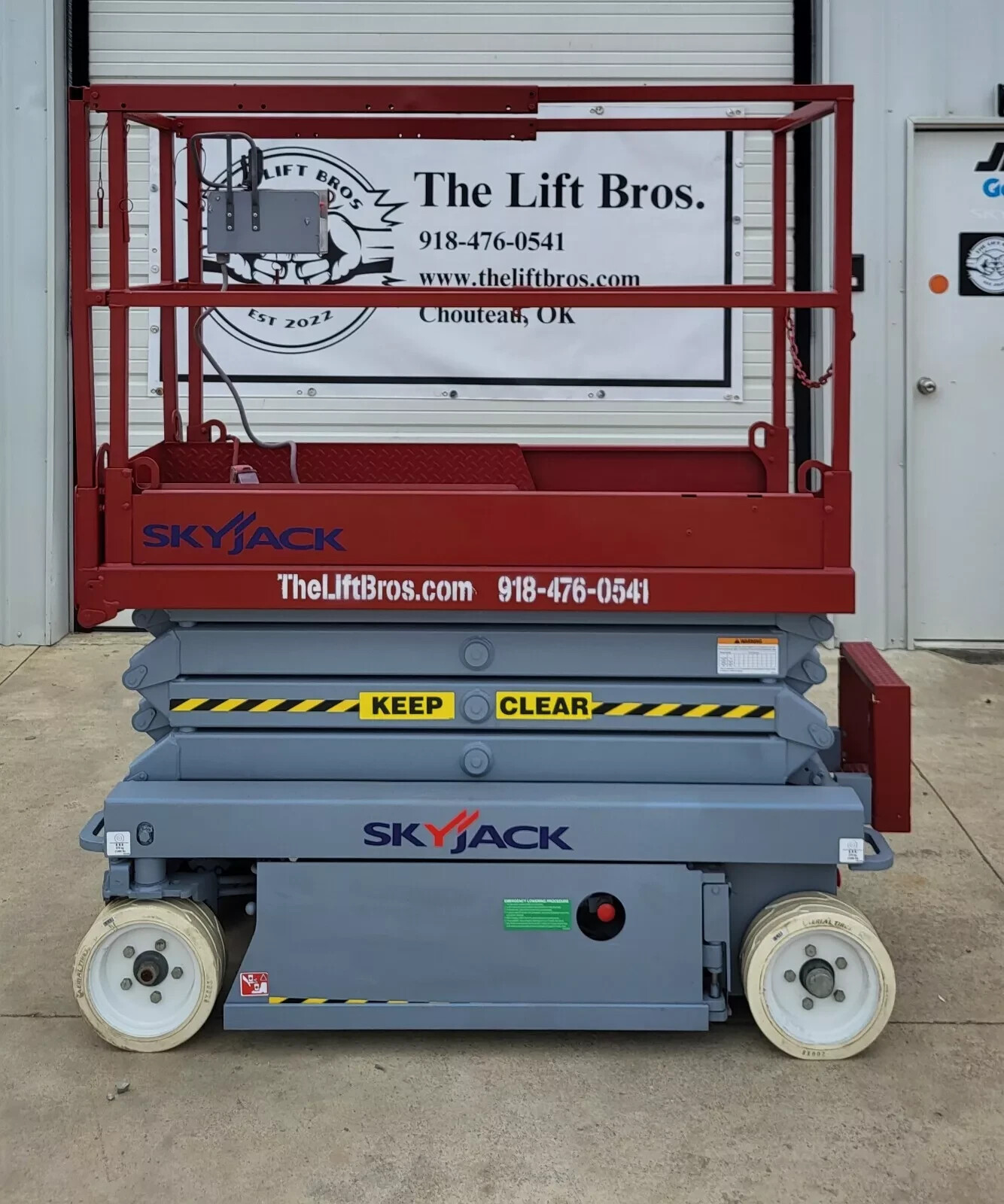 Refurbished Skyjack SJIII 3219 19' Electric Scissor Lift Aerial Lift ...