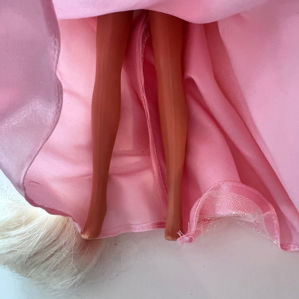 Mattel Barbie Rapunzel Doll 1997 Pink Dress Long Blonde Hair Gold Crown ...