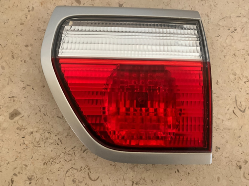 2003-2006 SUBARU BAJA taillight Assembly Passenger Right SILVER ...
