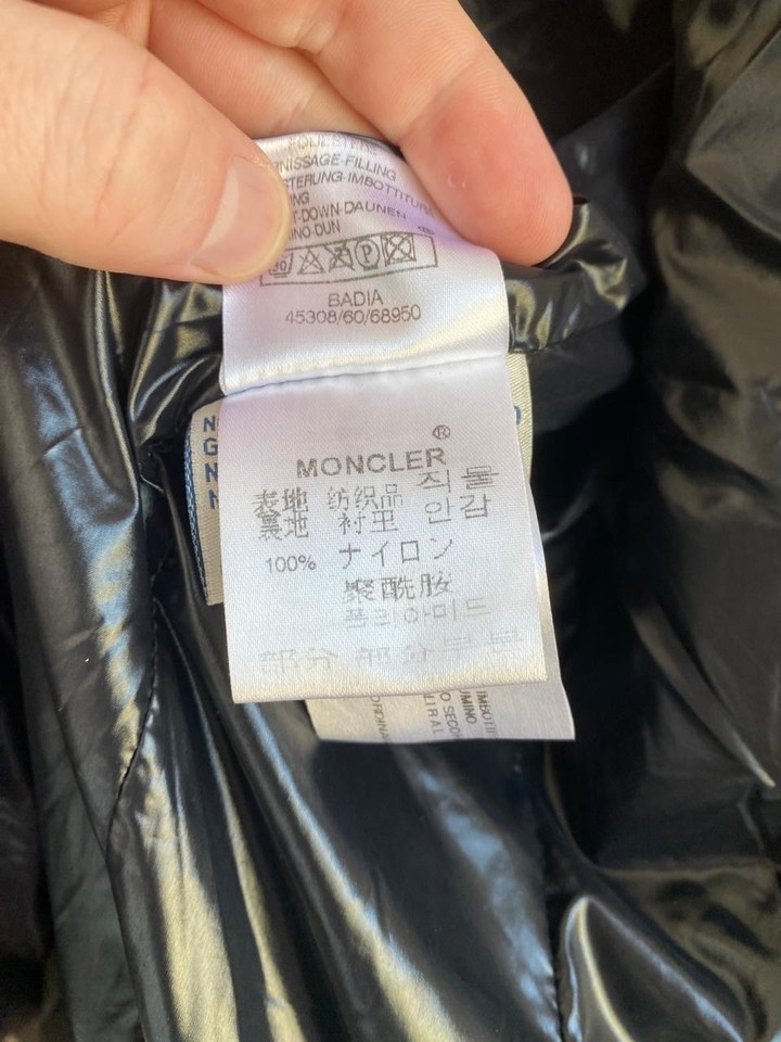 Moncler Badia VTG womens zip up Down Puffer jacket big logo | eBay