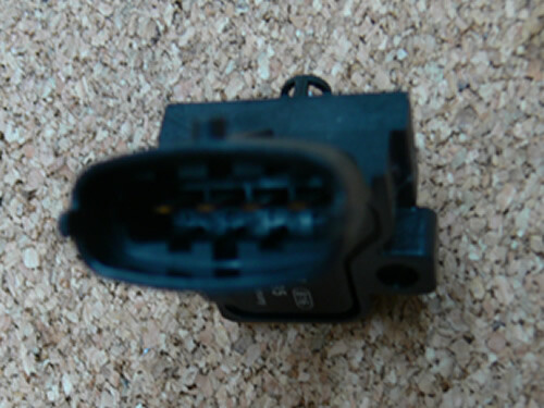 LAND ROVER INTERCOOLER AIR TEMPERATURE SENSOR 2.2L DIESEL LR021587 NEW ...