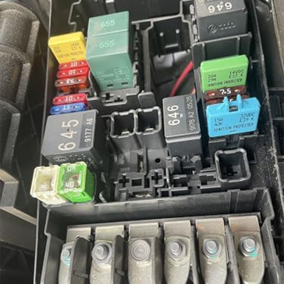 Mixed Amperage Circuit Breaker Set 5A 10A 15A 20A 25A 30A for Vehicles ...