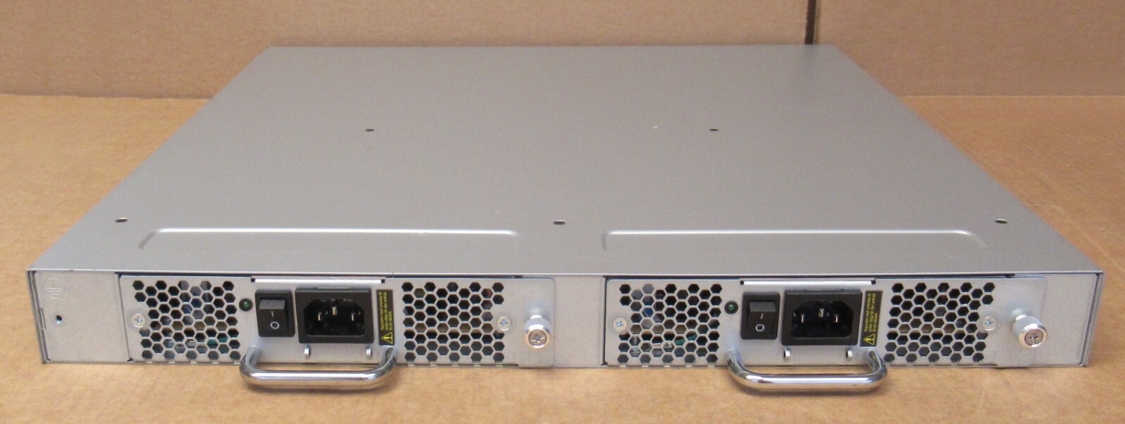 HP SN6000B FC Fibre Channel 48-Port 16Gb SFP+ Switch (24-Port Active ...