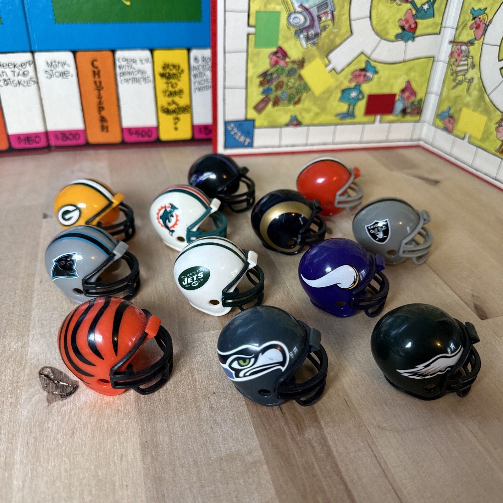 (12) NFL Pocket Pro Mini Football Helmets, 1.5", Plastic | eBay
