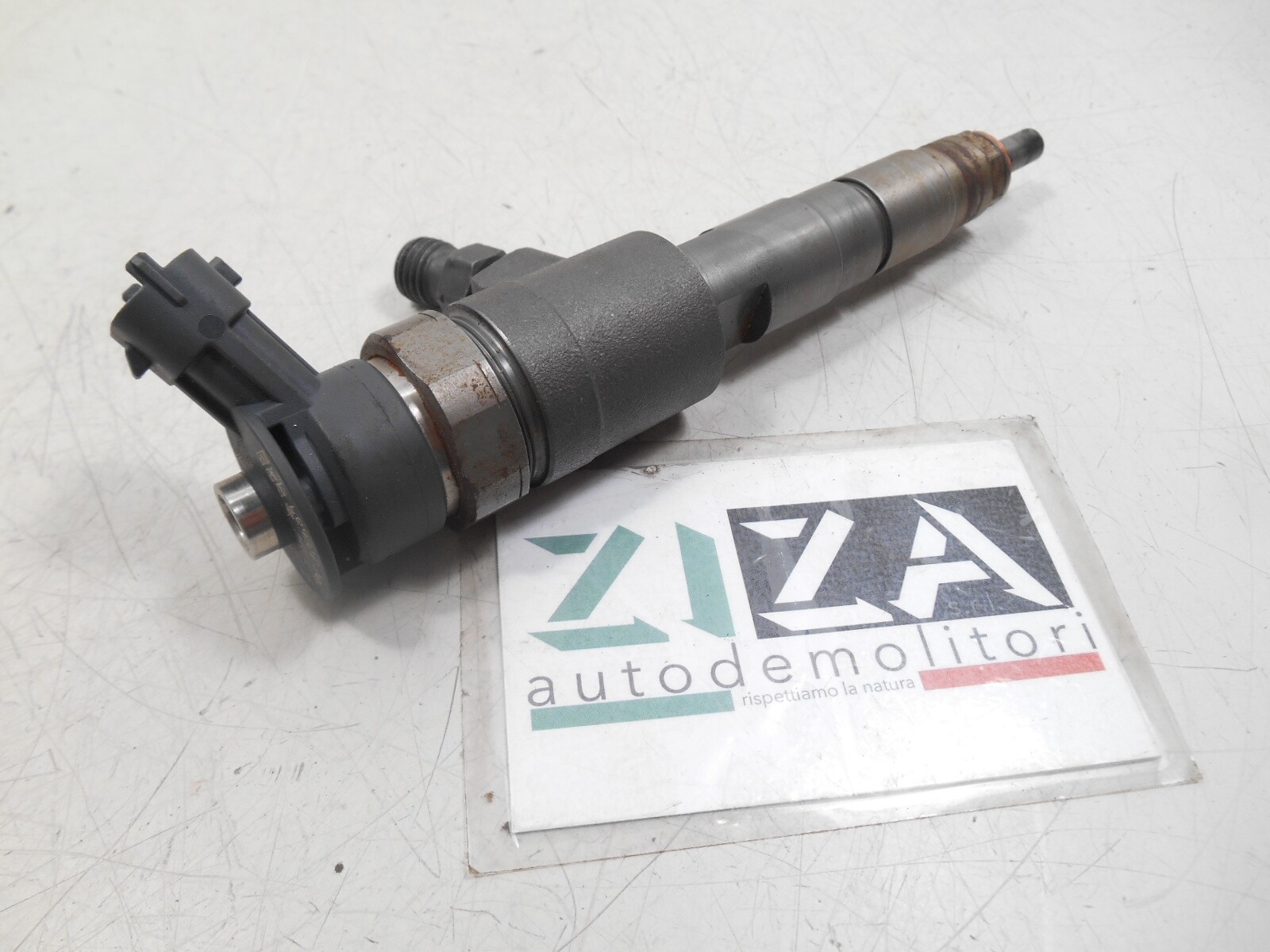 Injecteur Peugeot 208 1.4 HDI 50kw 68cv 8H01 2015 0445110339 ...
