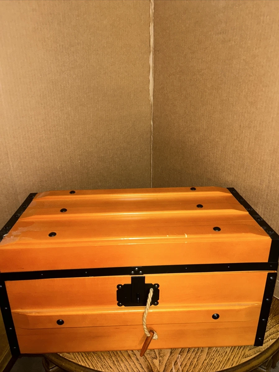Chest Trunk Hatch