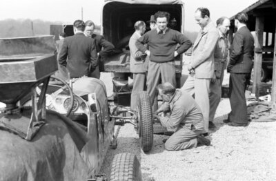 John Wakefield stands next to Raymond Mays 1939 Motor Racing Old Photo ...