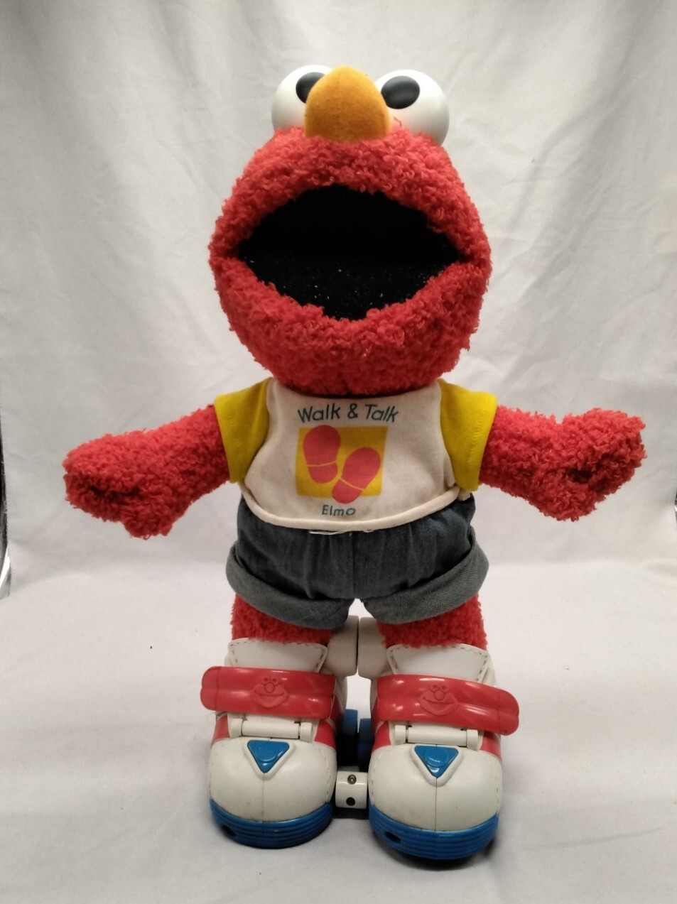 Walk and Talk Elmo Tyco 1997 Sesame Street Jim Henson Doesn't WORKS ...