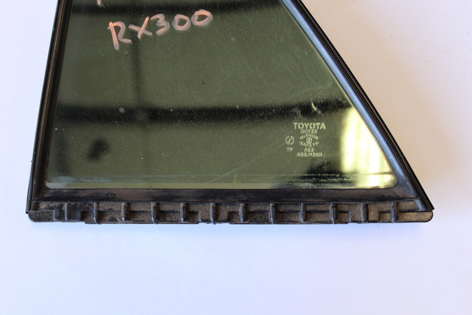 1999-2003 LEXUS RX300 REAR LH DRIVER SIDE DOOR VENT GLASS WINDOW K3285 ...