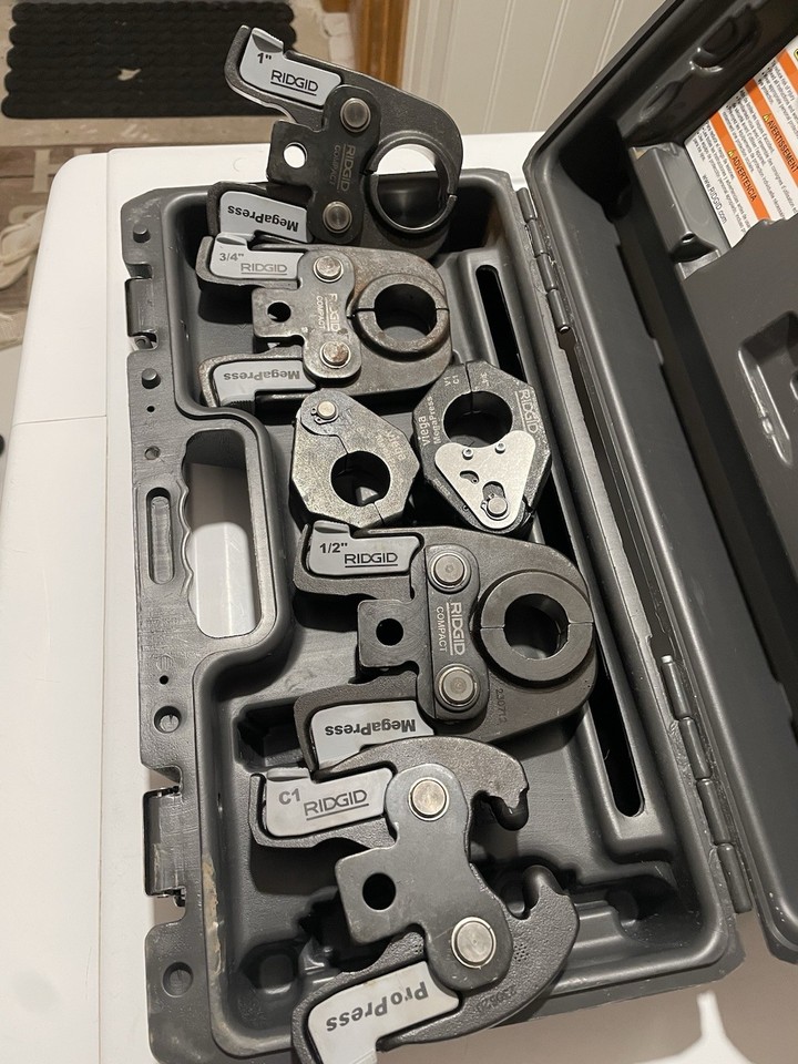 RIDGID 1/2" to 1" MegaPress Jaws & Rings COMPACT Kit with Carrying Case ...