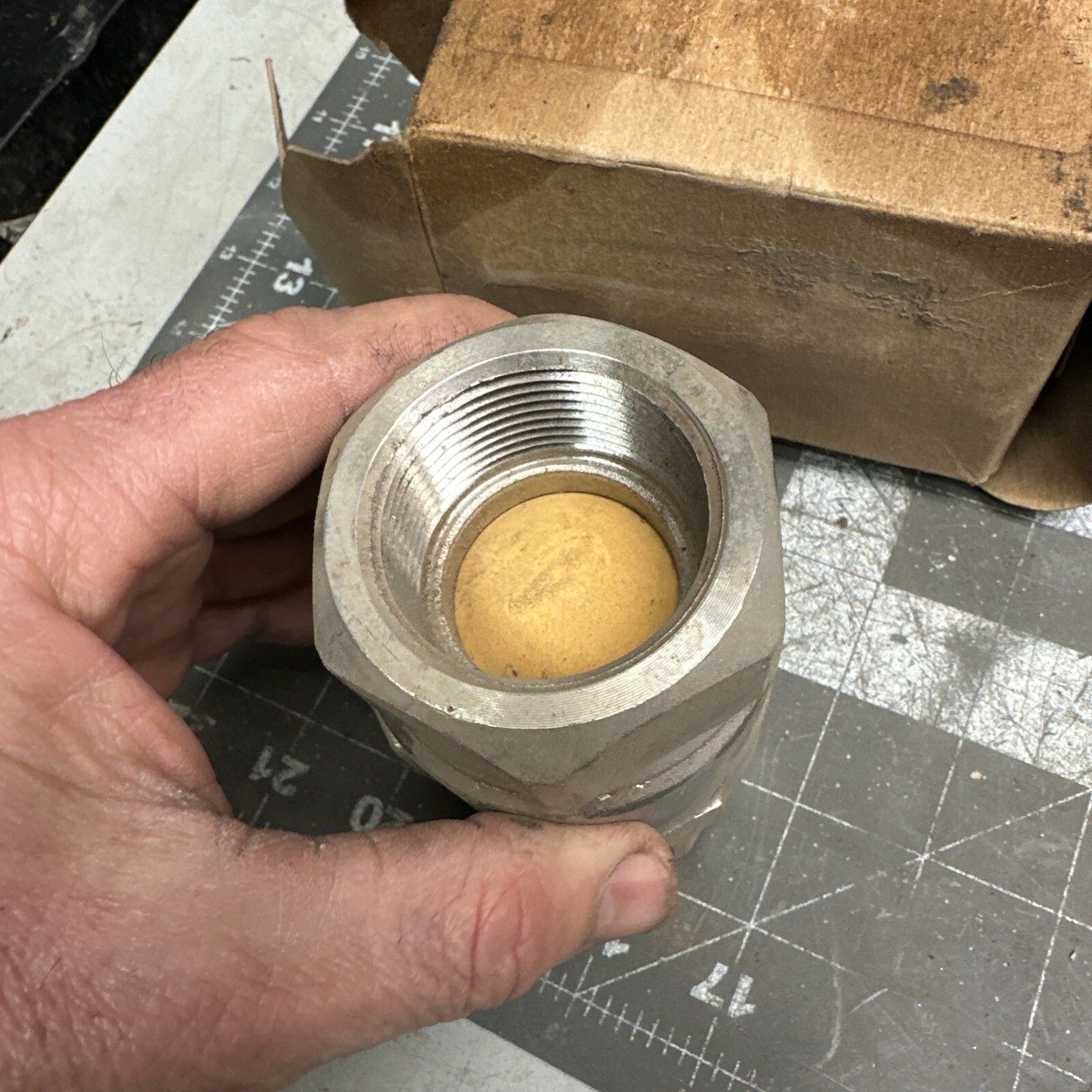 Conbraco 1-1/4 Inch Stainless Check Valve, 125 S, 400 WOG, SS Spring ...