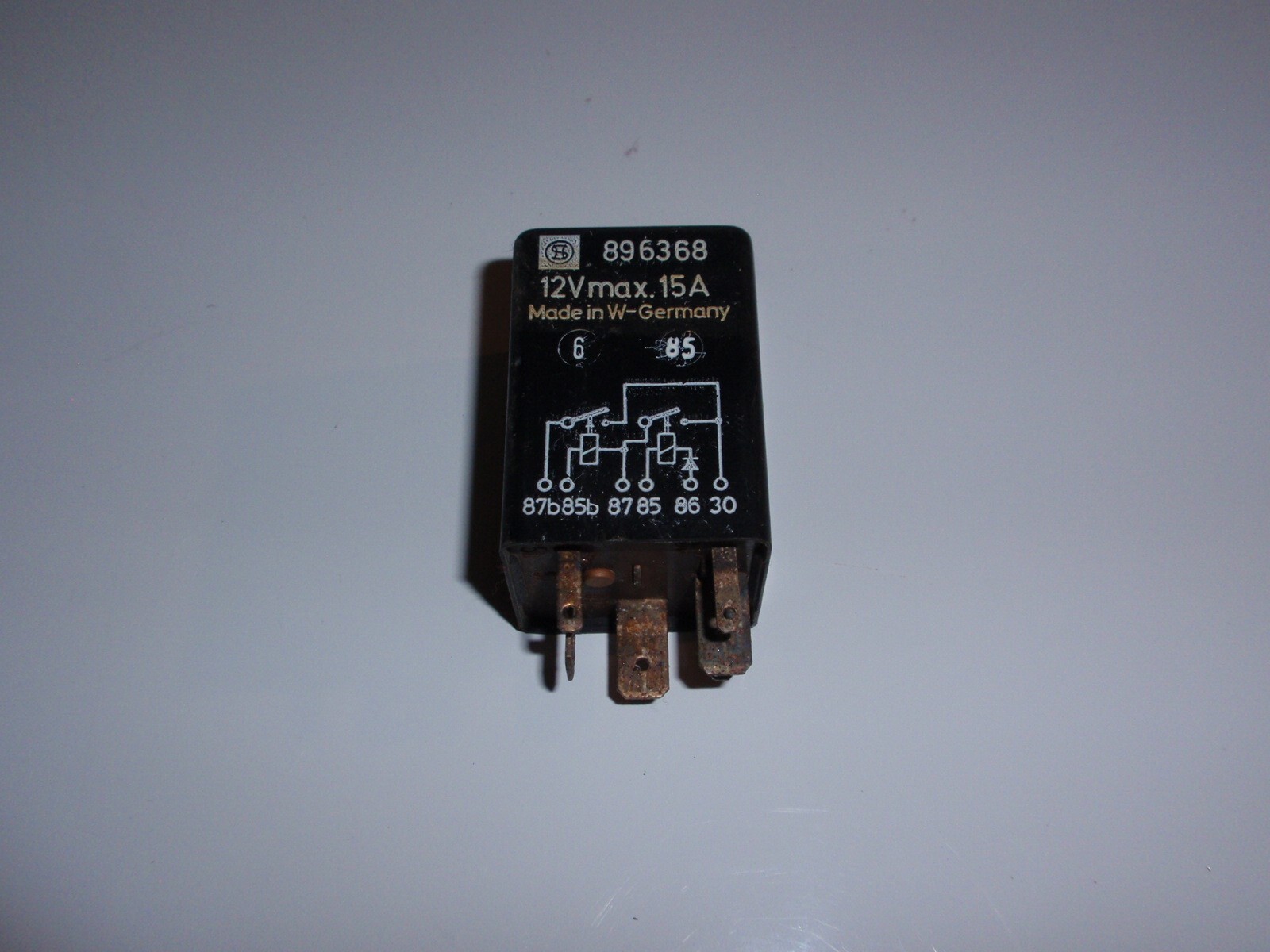 Porsche 924S 944 968 911 964 993 Fuel Pump DME Relay Relais ...