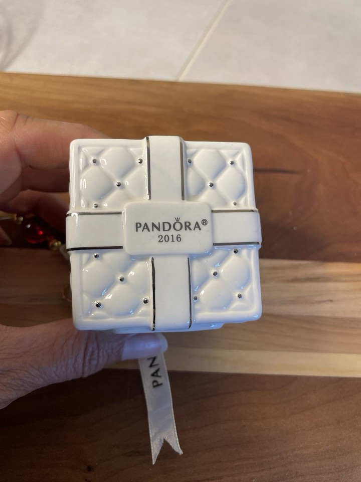 Pandora 2016 Present Gift Box Christmas Ornament Jared | eBay