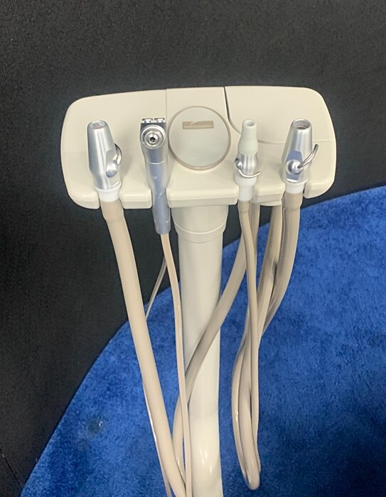 Midmark UltraComfort Dental Operatory - Radius Delivery, Assist. Pkg ...