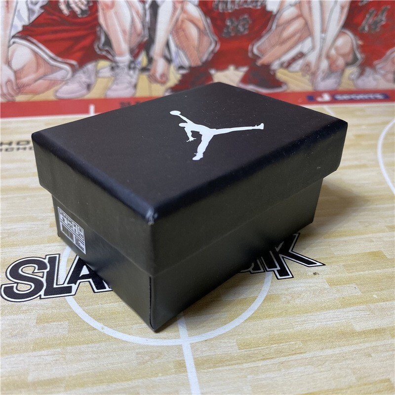 New Mini ~ SHOEBOX ~~ for collectible sneaker keychain SB MULTI-COLOR ...